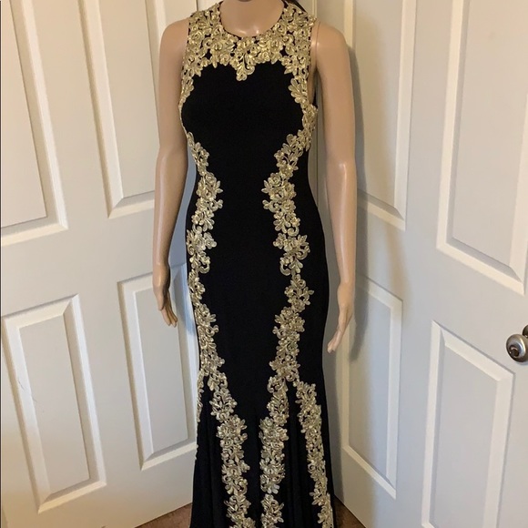 bebe | Dresses | Bebe Long Gown Black And Gold Dress Prom Formal | Poshmark